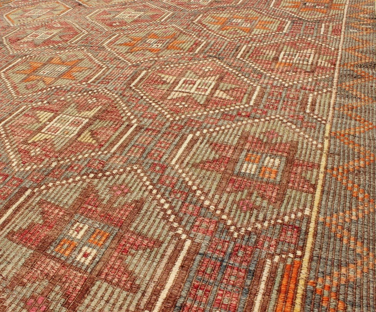 Vintage Sumack Kilim Rug with Starburst Pendants and Zig-Zag Border For ...