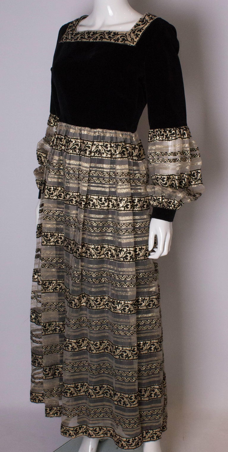 Vintage Susan Small Gown For Sale at 1stDibs