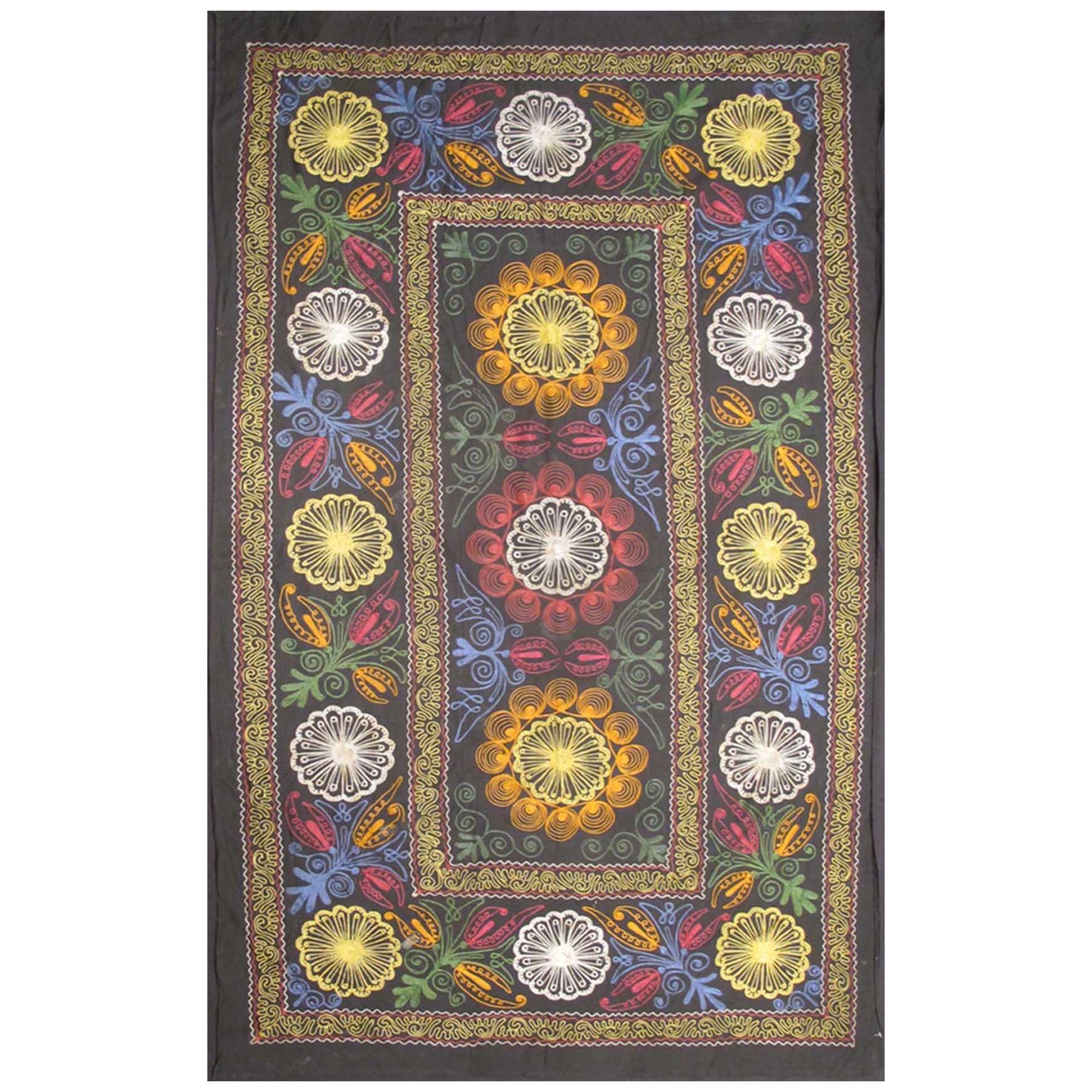 Vintage Suzani Kilim Rug with Embroidered Bohemian Style For Sale at ...