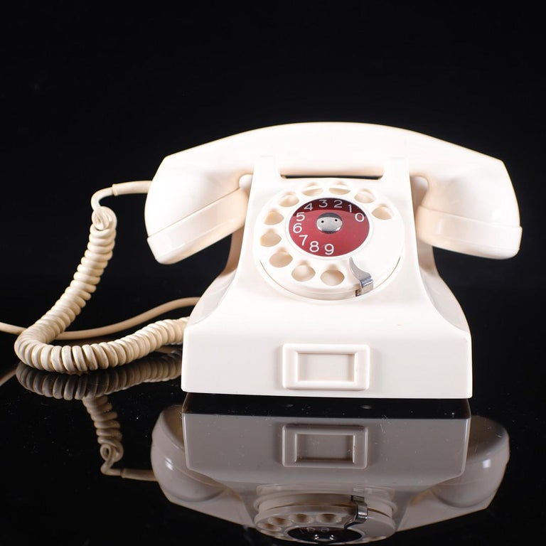 Vintage Swedish Bakelite Table Phone For Sale at 1stDibs