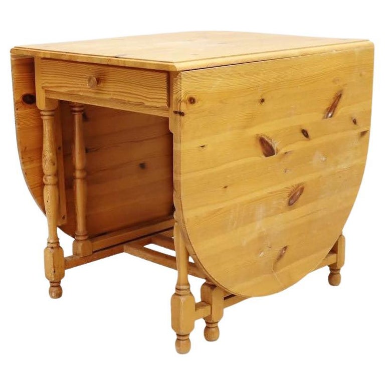 Vintage Swedish Pine Gateleg Dining Table For Sale at 1stDibs