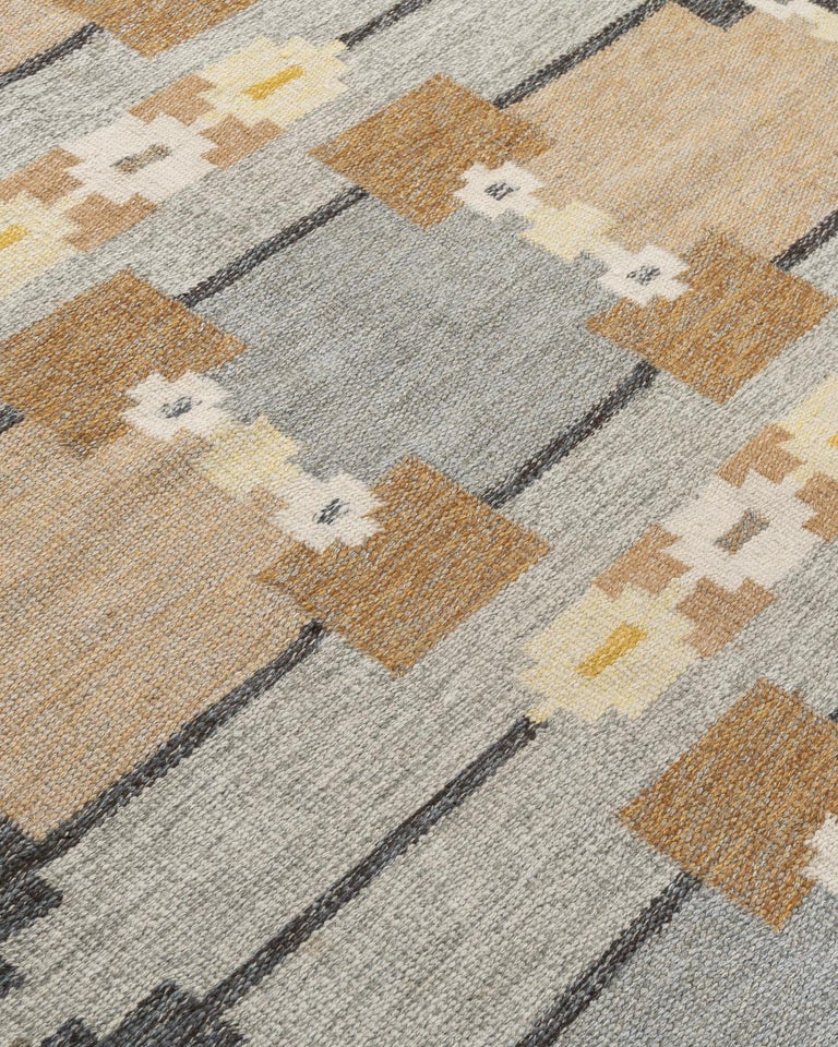 Vintage Swedish Scandinavian Area Rug 5'4x7'5 For Sale at 1stDibs