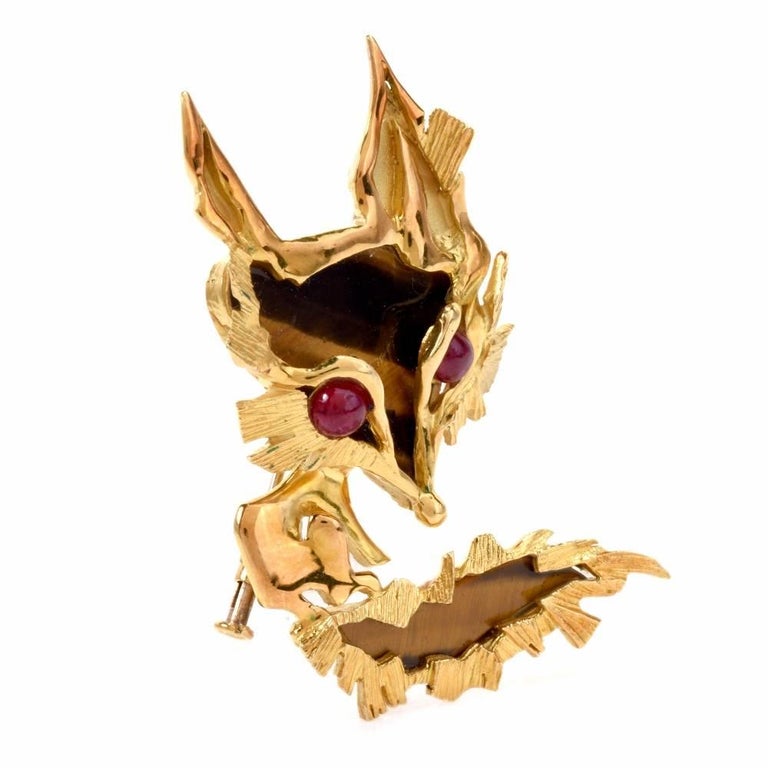 Vintage Swiss Gubelin Textured 18 Karat Gold Tiger-Eye Ruby Fox Pin ...