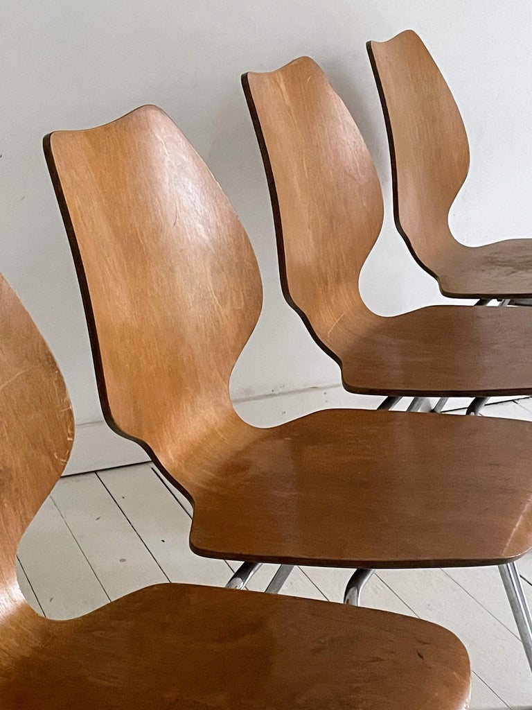 Vintage Swiss Industrial Design Plywood Stacking Chair by Horgen Glarus ...