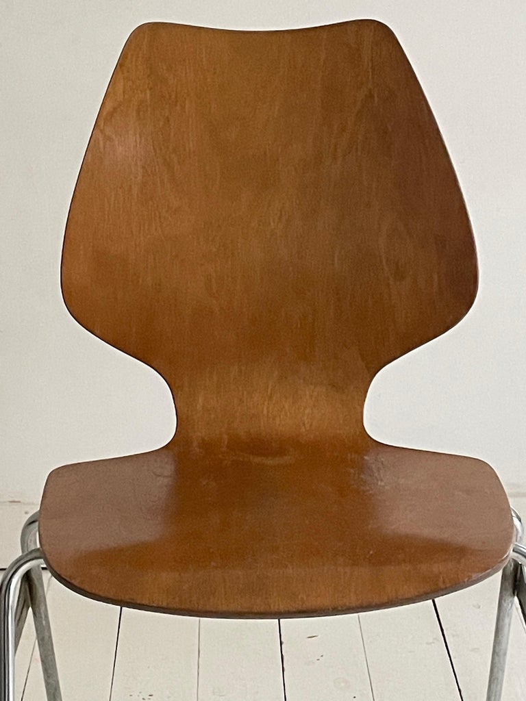 Vintage Swiss Industrial Design Plywood Stacking Chair by Horgen Glarus ...