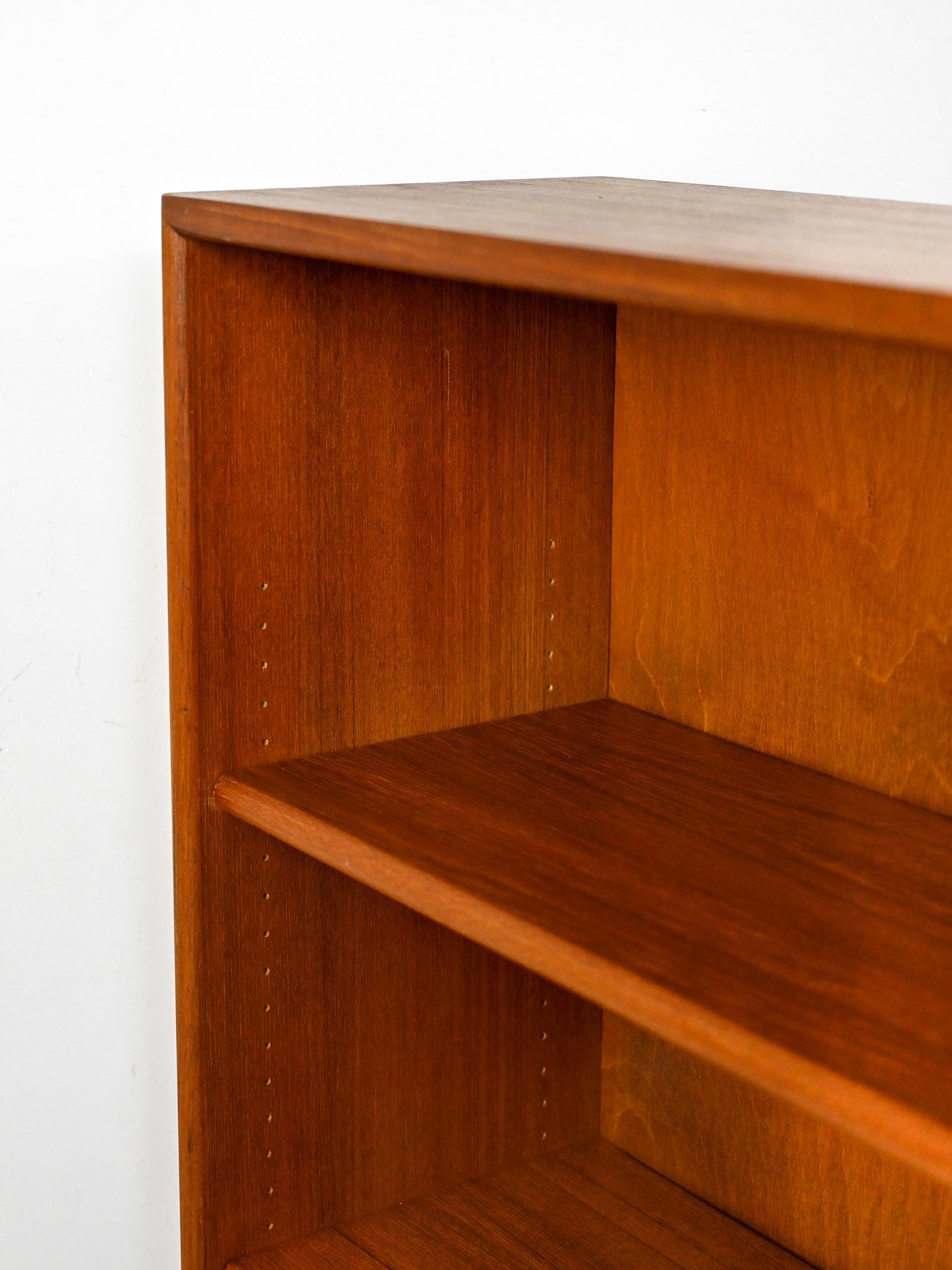 Vintage Teak Bookcase For Sale at 1stDibs