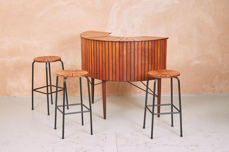 Vintage Teak Home Bar and Stools by Sika Møbler, Denmark, 1960s For ...