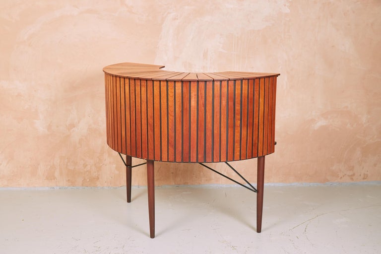 Vintage Teak Home Bar and Stools by Sika Møbler, Denmark, 1960s For ...