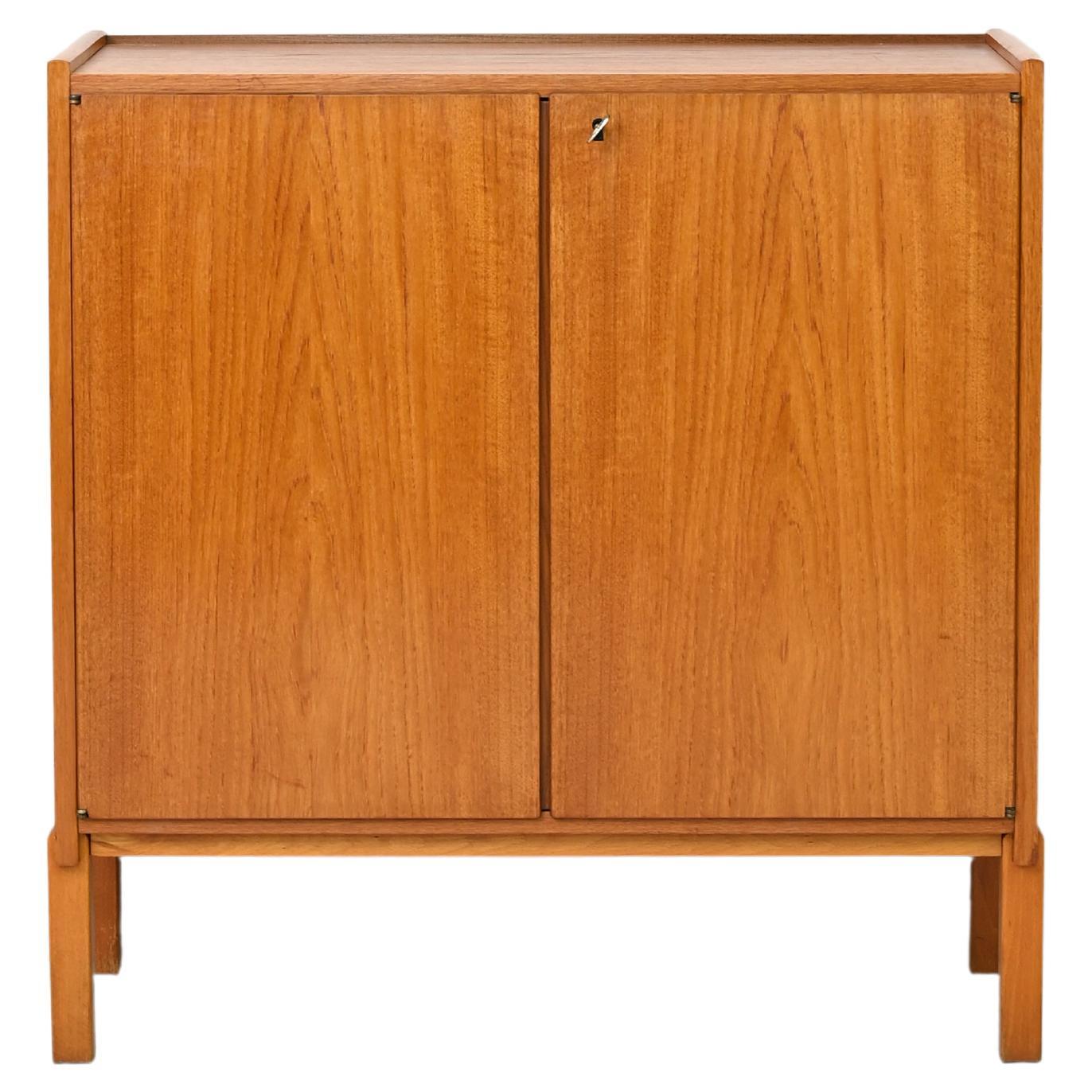 PMJ Viby J Retro Sideboard Teak Vintage at 1stDibs