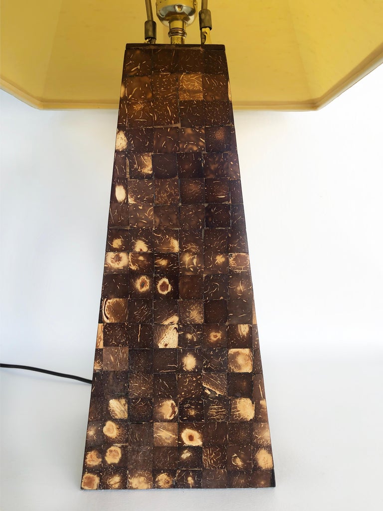 Vintage Tessellated Coconut Shell Table Lamp For Sale at 1stDibs