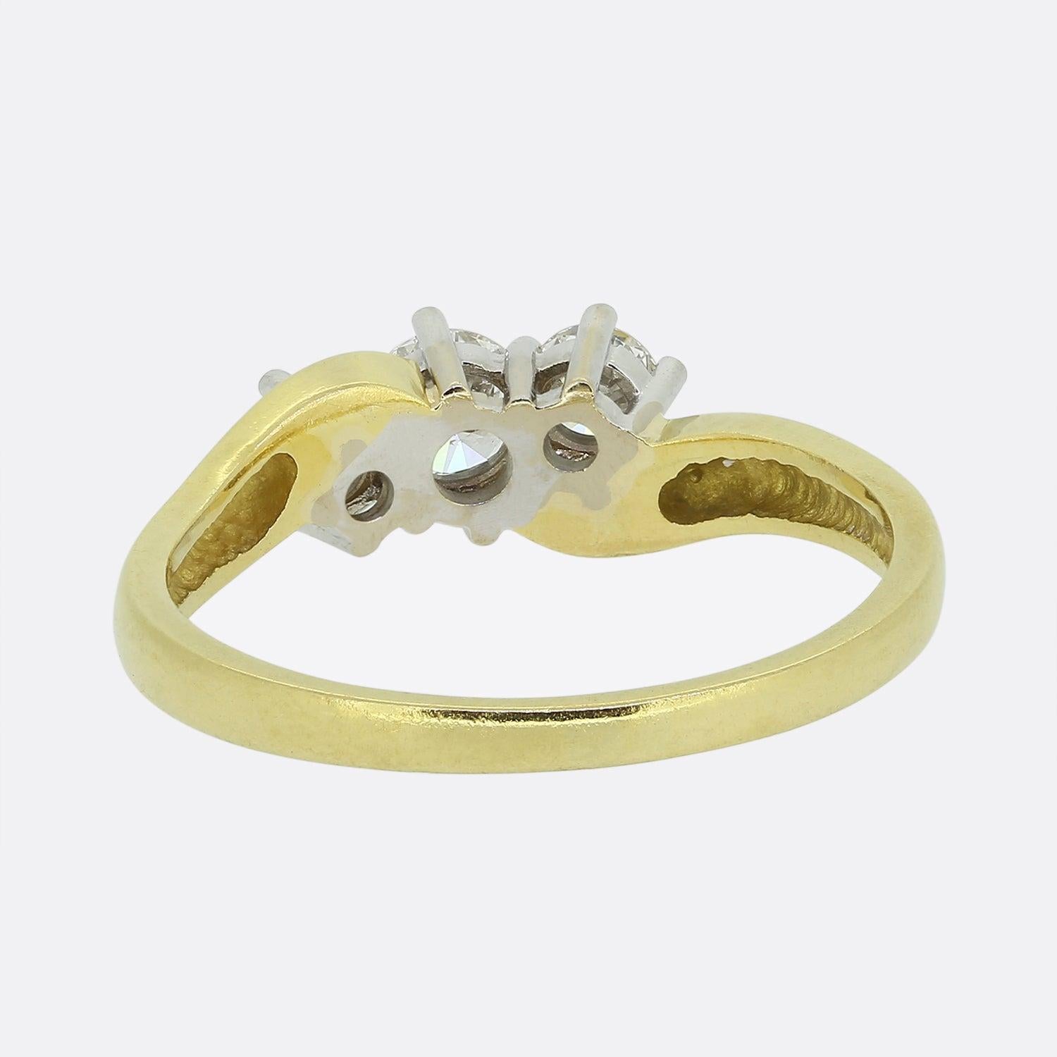 Vintage Three-Stone 0.50 Carat Diamond Twist Ring For Sale at 1stDibs