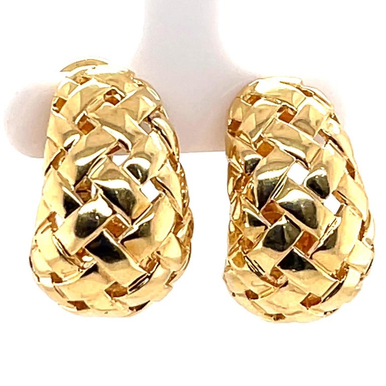 Vintage Tiffany and Co. 18 Karat Gold Mesh Earrings For Sale at 1stDibs
