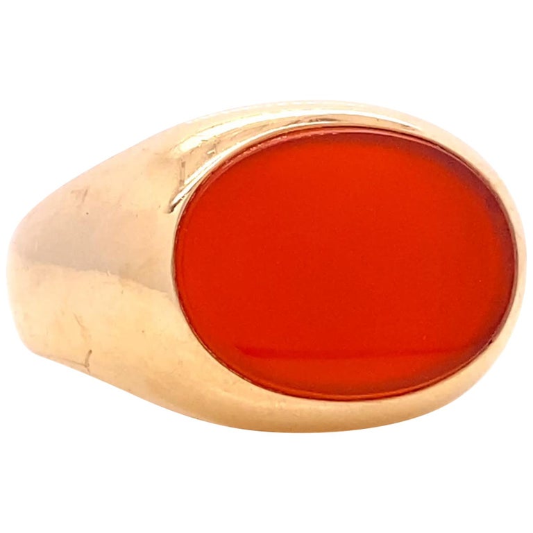 Vintage Tiffany and Co. Carnelian 14 Karat Gold Signet Ring For Sale at 1stDibs