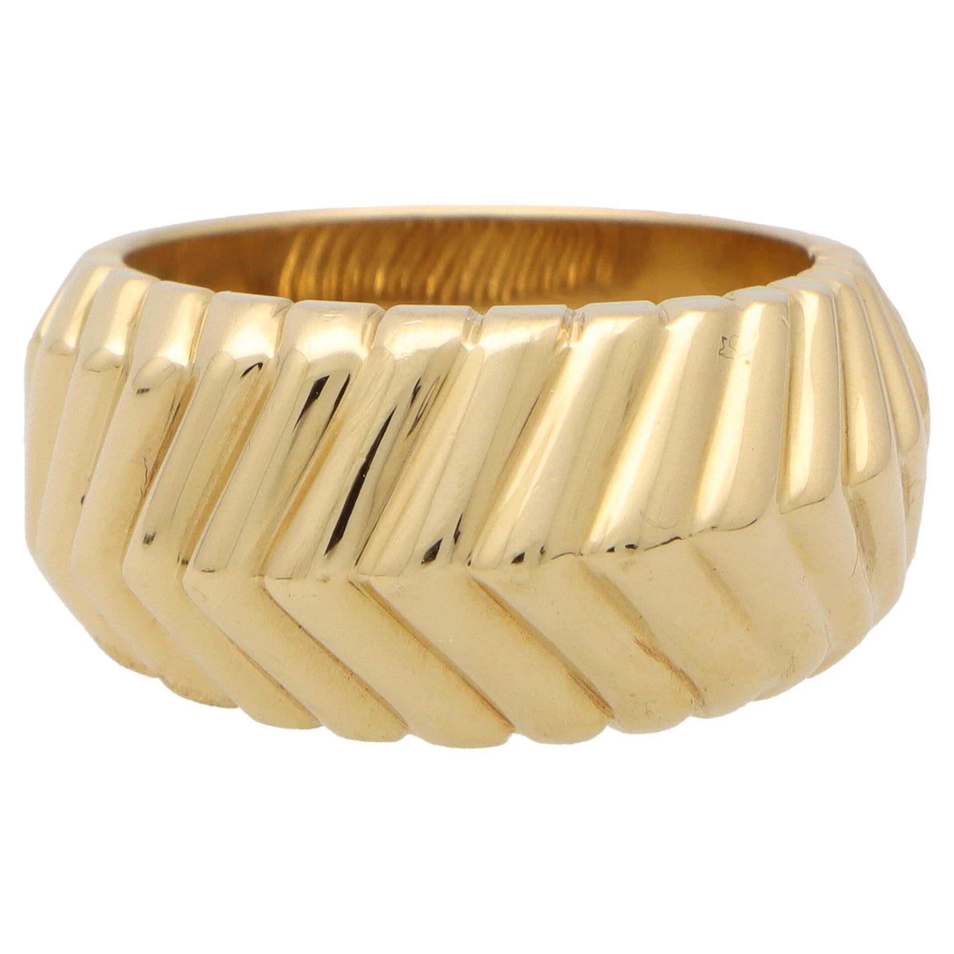 Vintage Tiffany and Co. 'Cordis' Chevron Ring Set in 18k Yellow Gold at ...