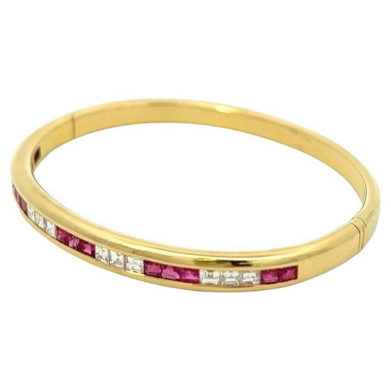 Vintage Tiffany and Co. Diamond Ruby 18 Karat Yellow Gold Bracelet For Sale at 1stDibs