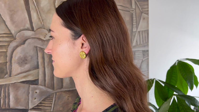 Vintage Tiffany and Co. Schlumberger 18 Karat Yellow Gold Sand Dollar ...