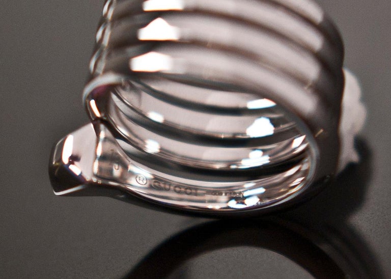 VINTAGE TOM FORD for GUCCI 18-KARAT WHITE GOLD WRAP RING For Sale at ...