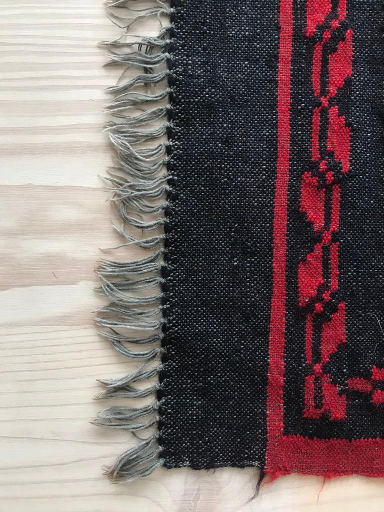 Vintage Traditional Greek Flatweave Rug with Flower Motif at 1stDibs