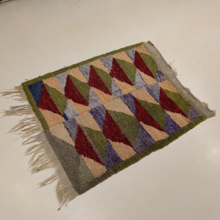 Vintage Tulu Rug with Abstract Design For Sale at 1stDibs