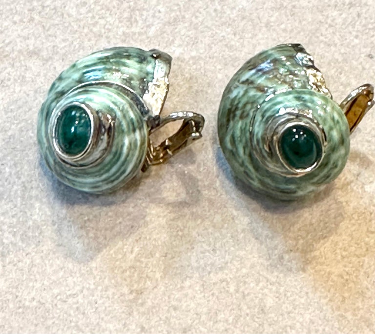 Vintage Turbo Shell Emerald Gold Earring Mother of Pearl Clip on ...
