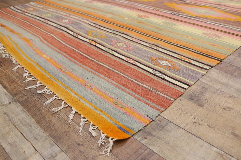 Vintage Turkish Kilim Rug with Southwest Boho Chic Desert Style, Flat ...
