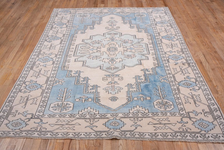 Vintage Turkish Oushak Rug, Light Blue, White and Ivory Tones at 1stDibs