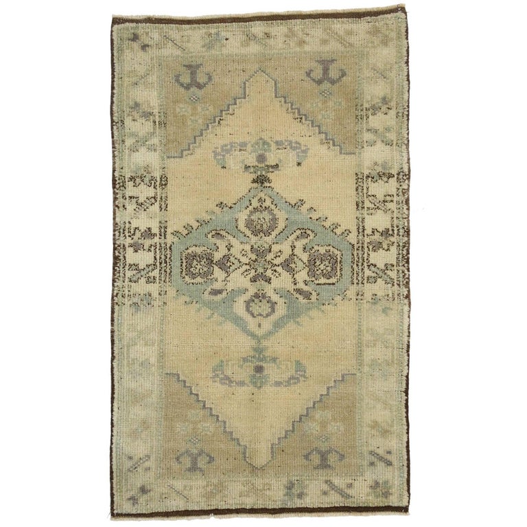 Vintage Turkish Oushak Rug For Sale at 1stdibs