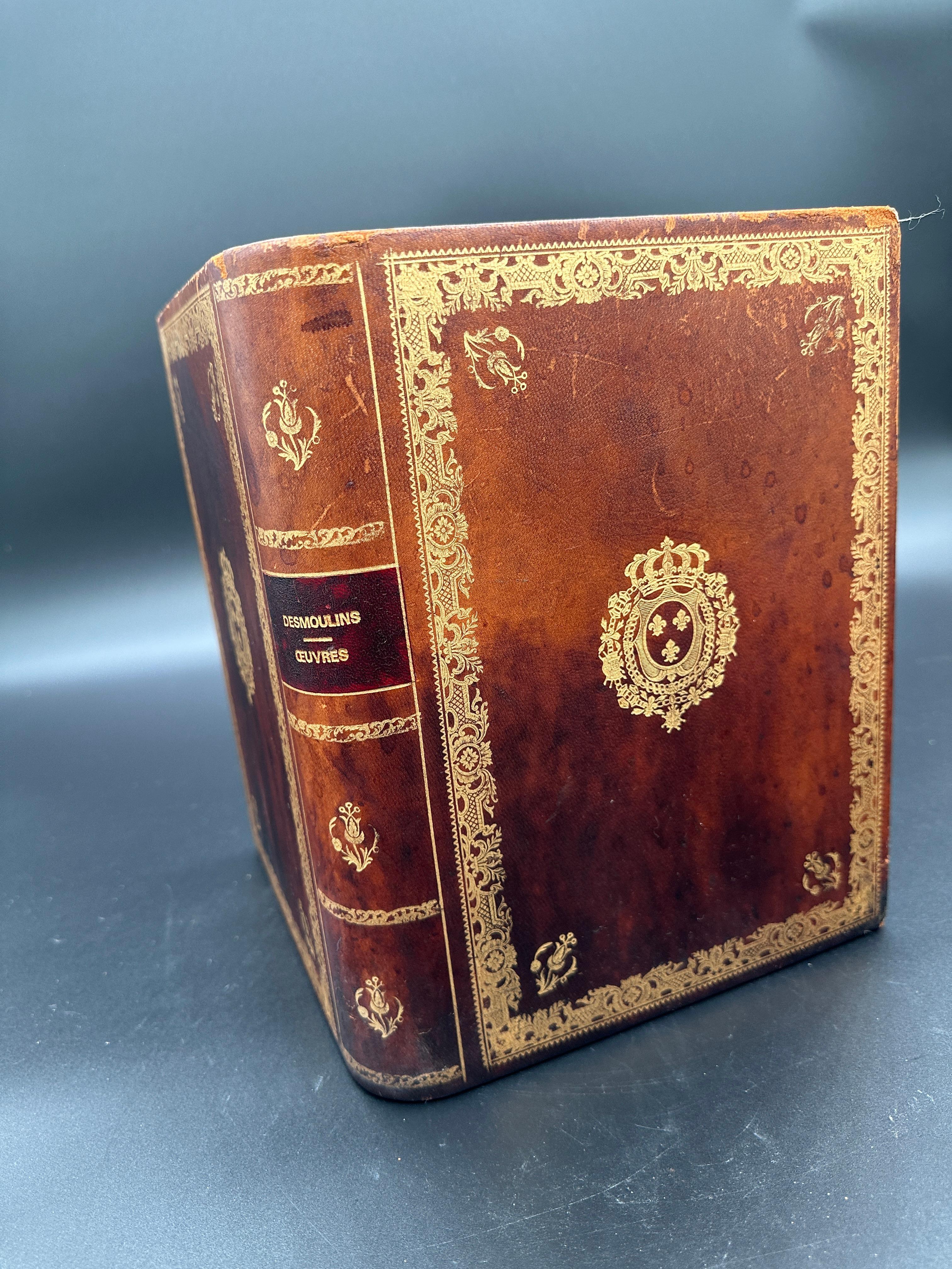 Vintage Unique Leather Italian Box 1940 For Sale at 1stDibs