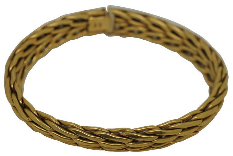 Vintage UnoAErre Arezzo Italy 18K Gold Woven Chain Bracelet For Sale at ...