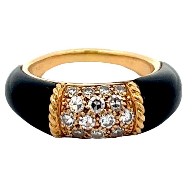 Vintage Van Cleef and Arpels Diamond Onyx 18 Karat Yellow Gold ...