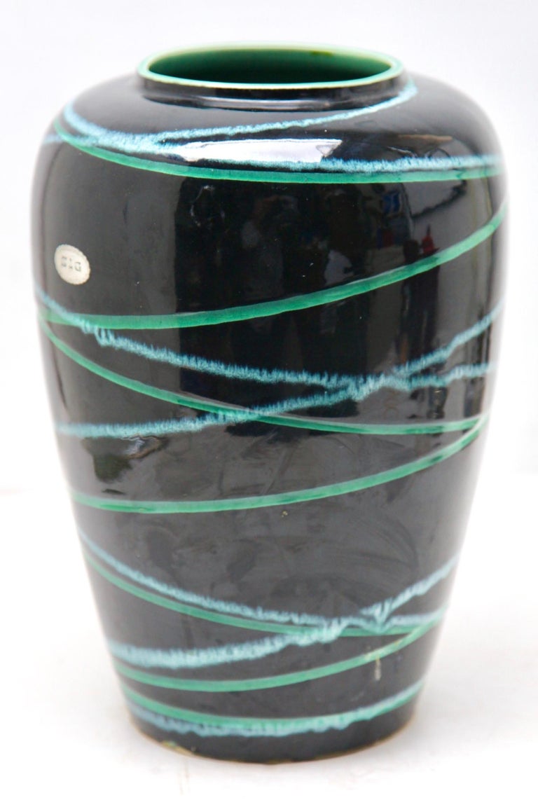 Vintage Vase Marked Foreign Series Number 239-30 Excellent Condition ...