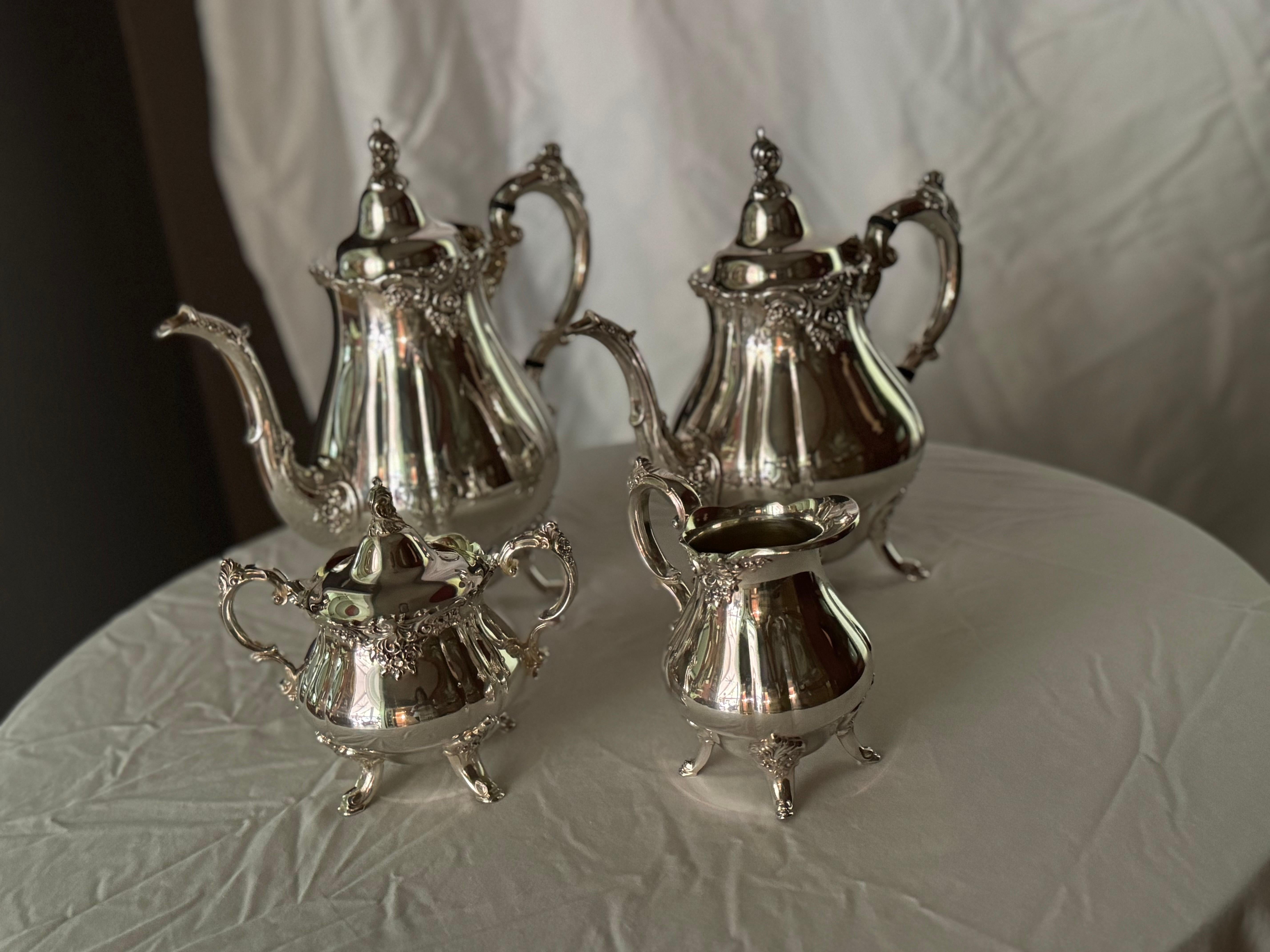 Vintage Wallace Baroque silverplate set 4 piece set For Sale at 1stDibs