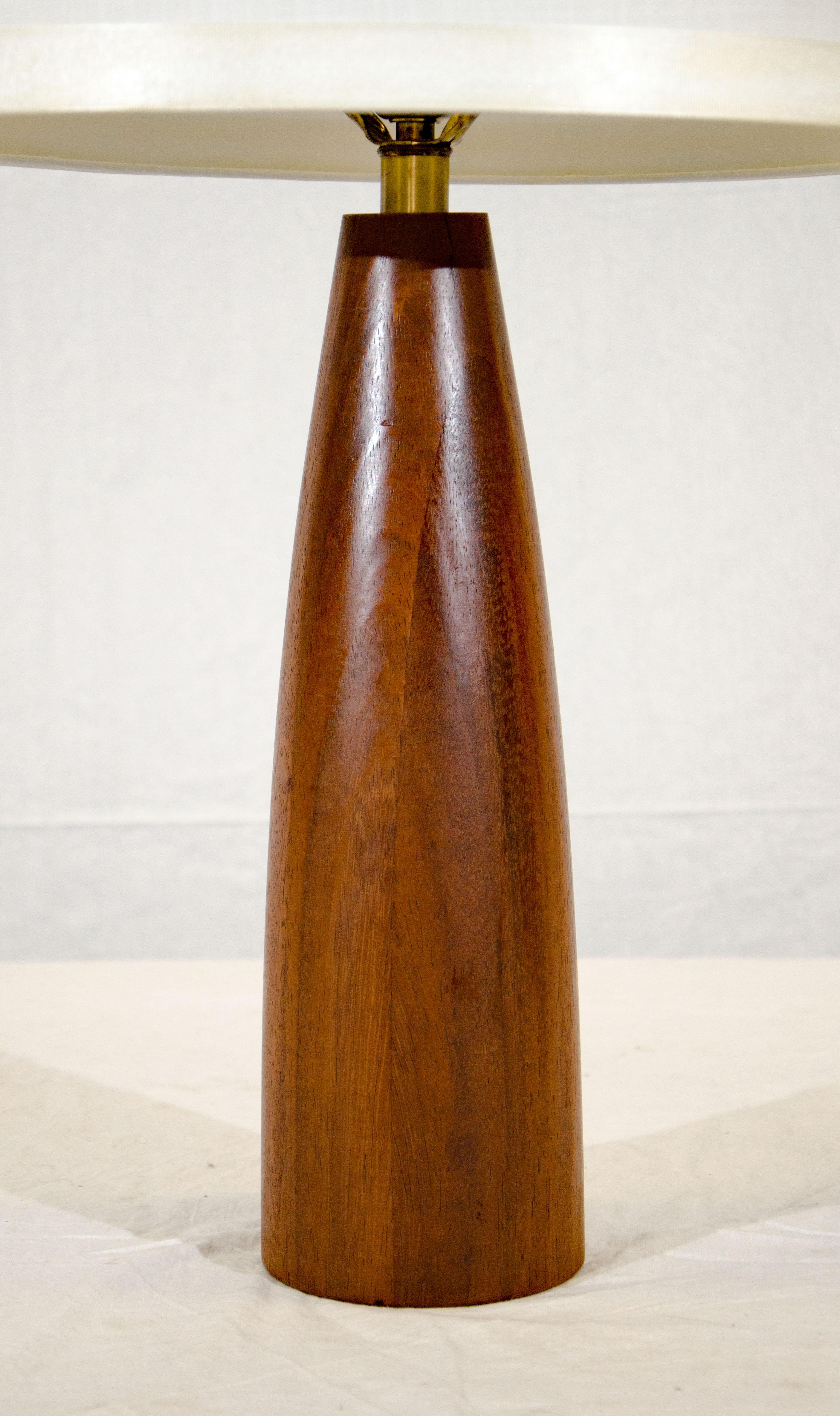 Vintage Walnut Base Table Lamp For Sale at 1stDibs | walnut lamp base