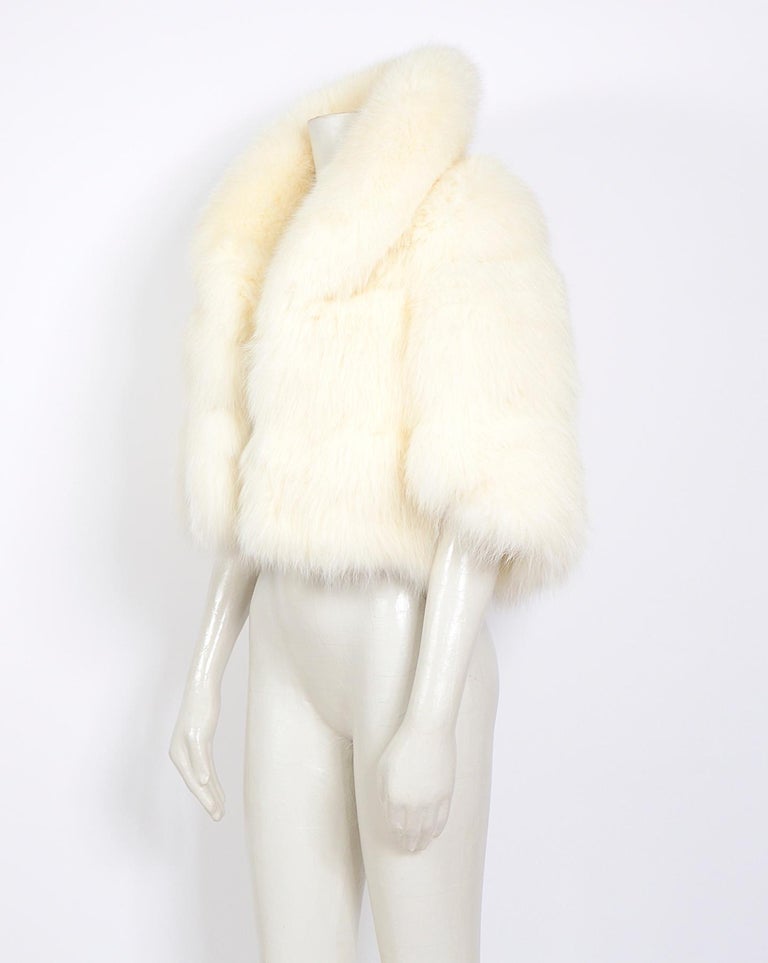 Vintage white fox fur short cape at 1stDibs | short white cape