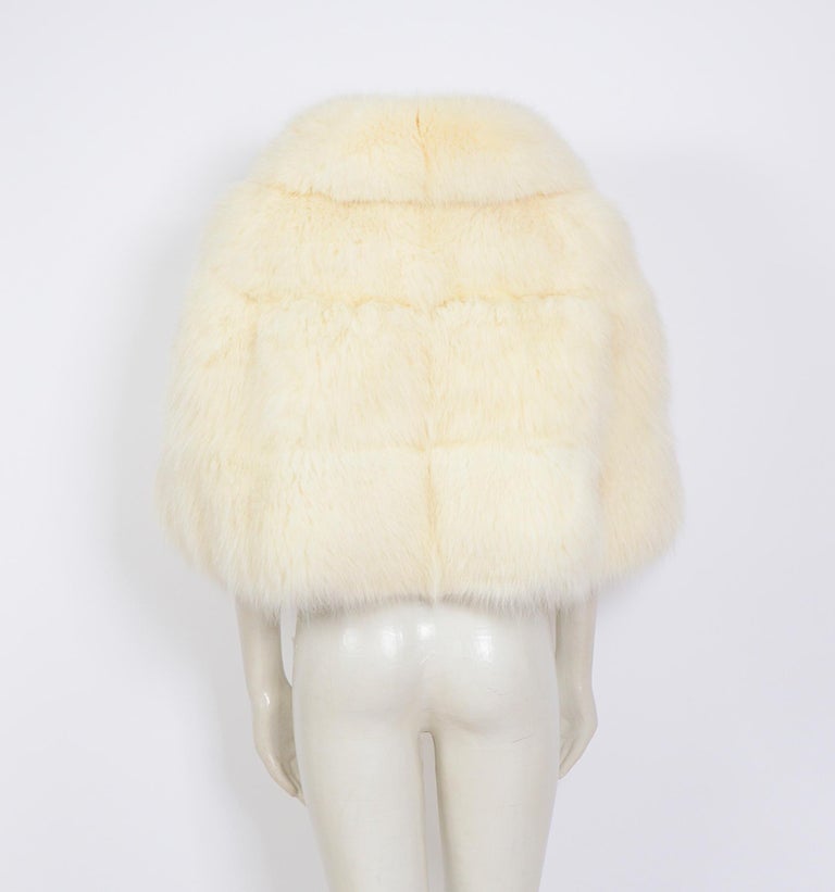 Vintage white fox fur short cape at 1stDibs | short white cape