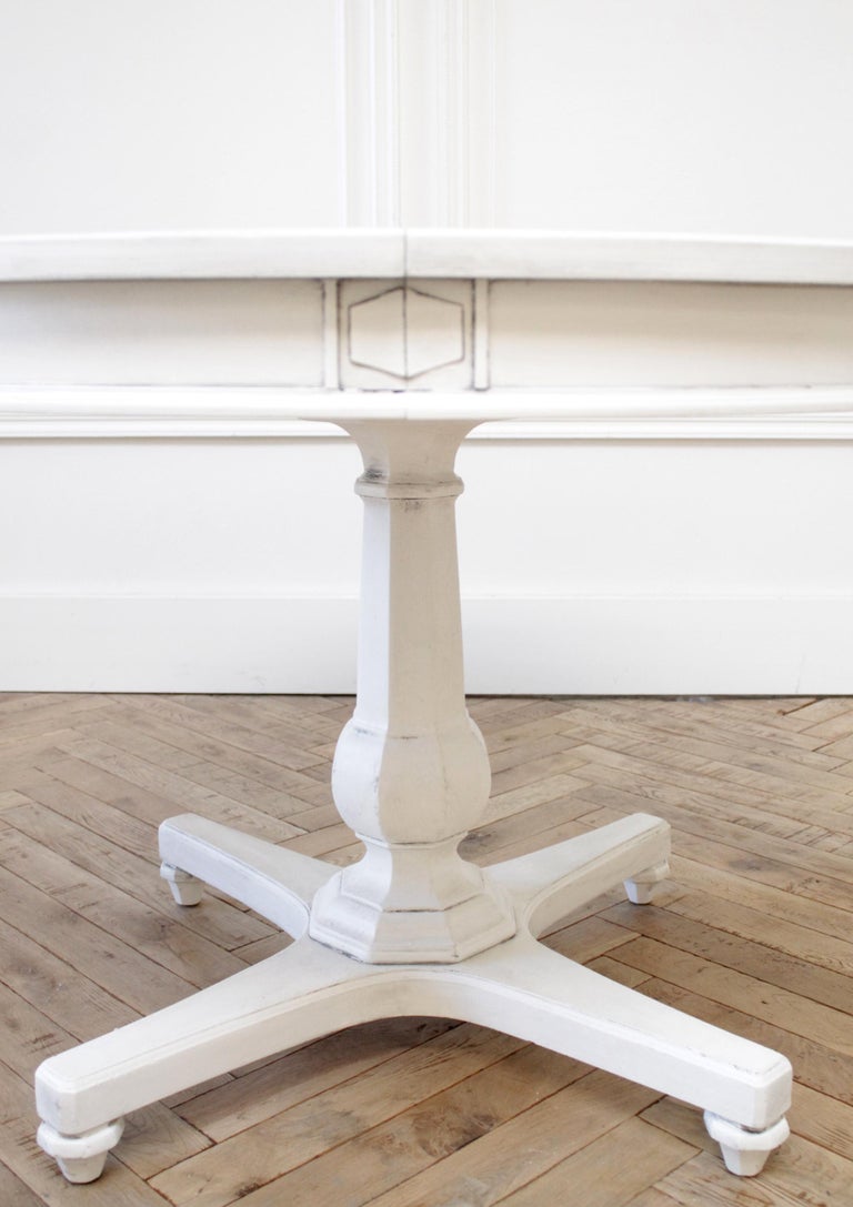 Vintage White Painted Round Dining or Entry Table at 1stDibs