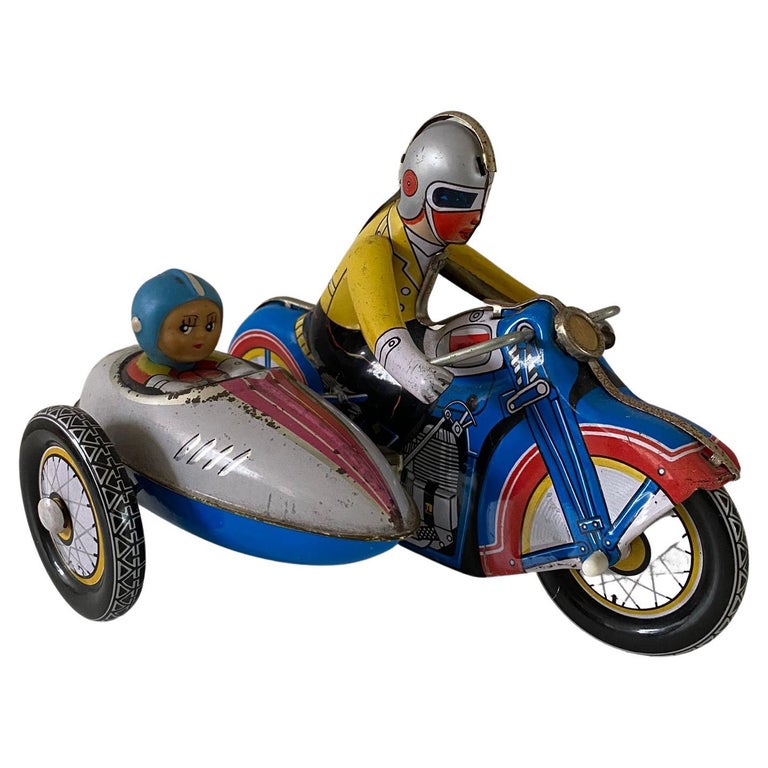 Vintage Wind-Up Tin Toy Motorcycle with Co-Driver and Key For Sale at ...