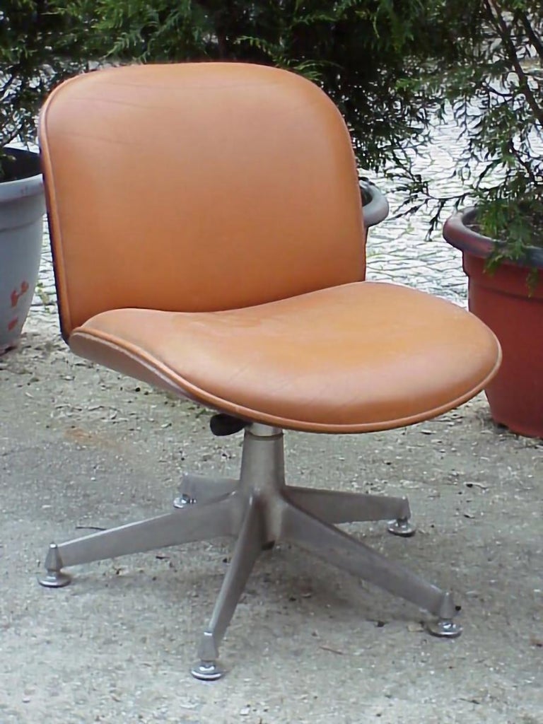 Vintage Wood and Leather Swivel Chair by Ico Parisi Mim, Italy, 1970 ...