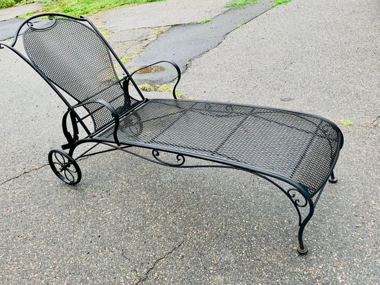 Vintage Woodard Wrought Iron Patio Lounge Chair For Sale at 1stDibs