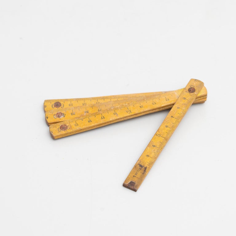 Vintage Wooden Measuring Stick, circa 1950 For Sale at 1stDibs | peribanas