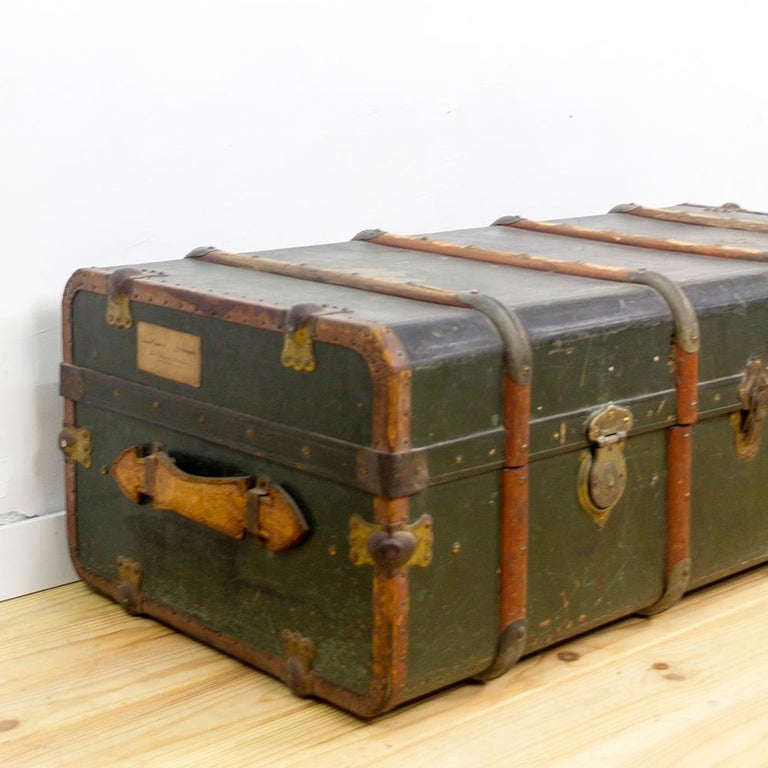 Vintage Wooden Travel Trunk For Sale at 1stDibs