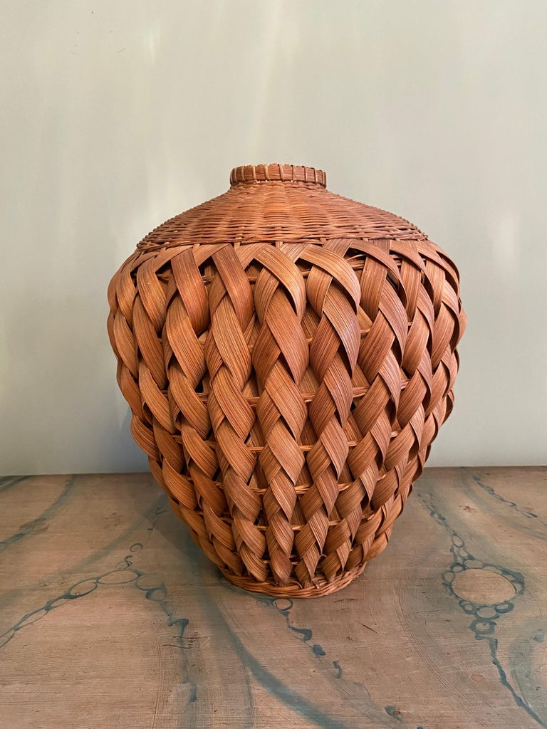 Vintage Woven Basket in Round Shape, France, 20th Century For Sale at ...