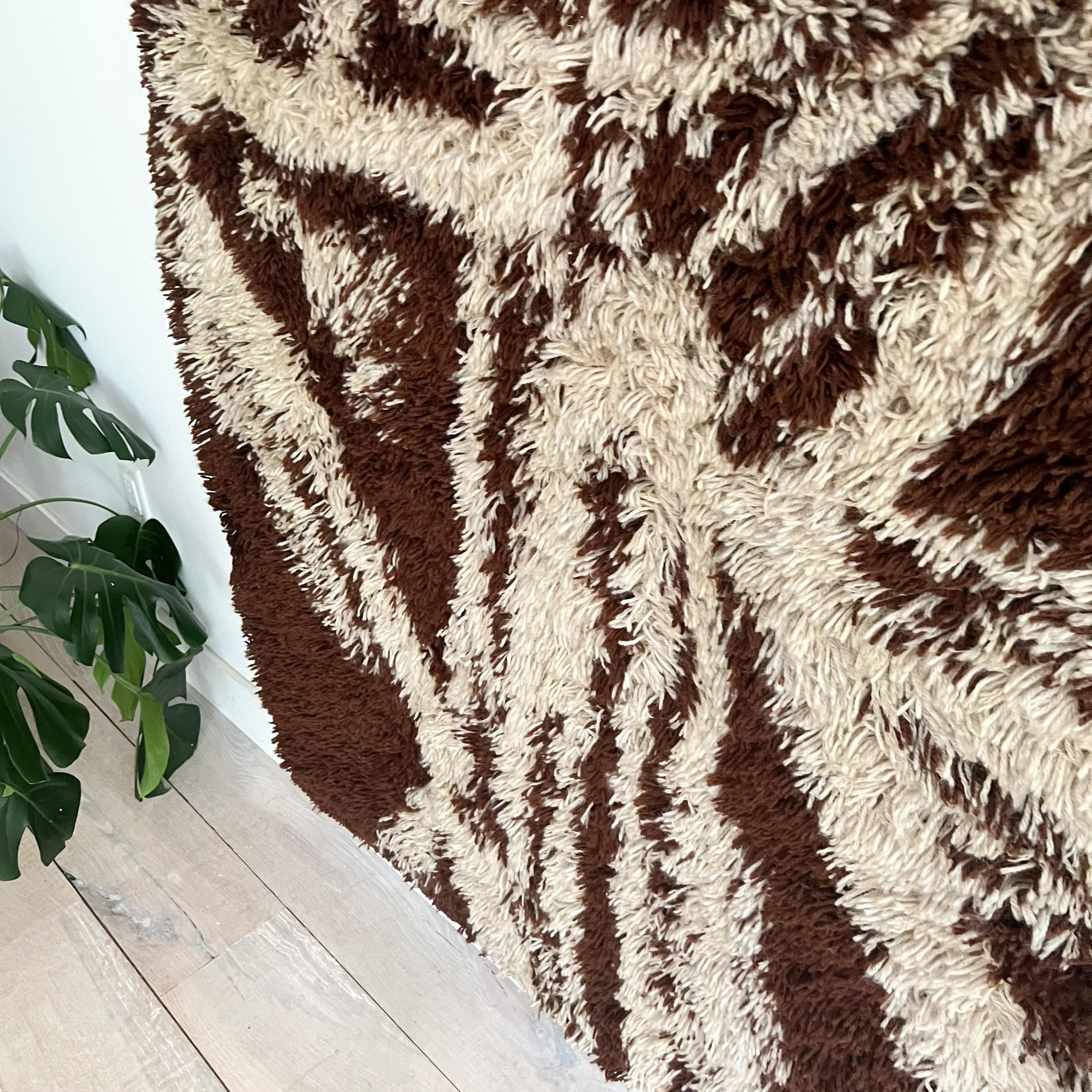 Vintage Woven Wall Hanging/Rug in Rya Style For Sale at 1stDibs