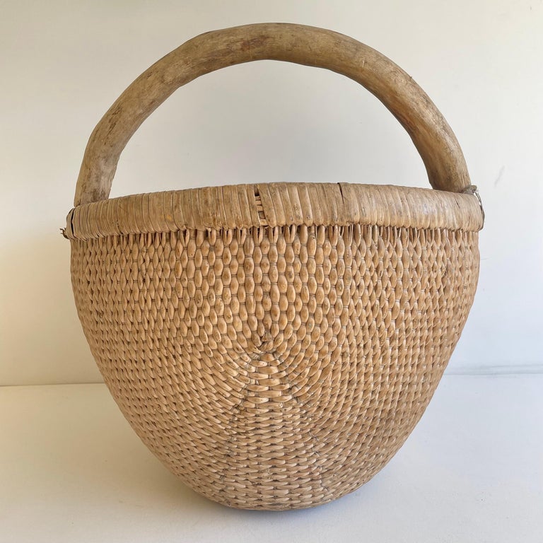 Vintage Woven Wicker Basket with Handle For Sale at 1stDibs