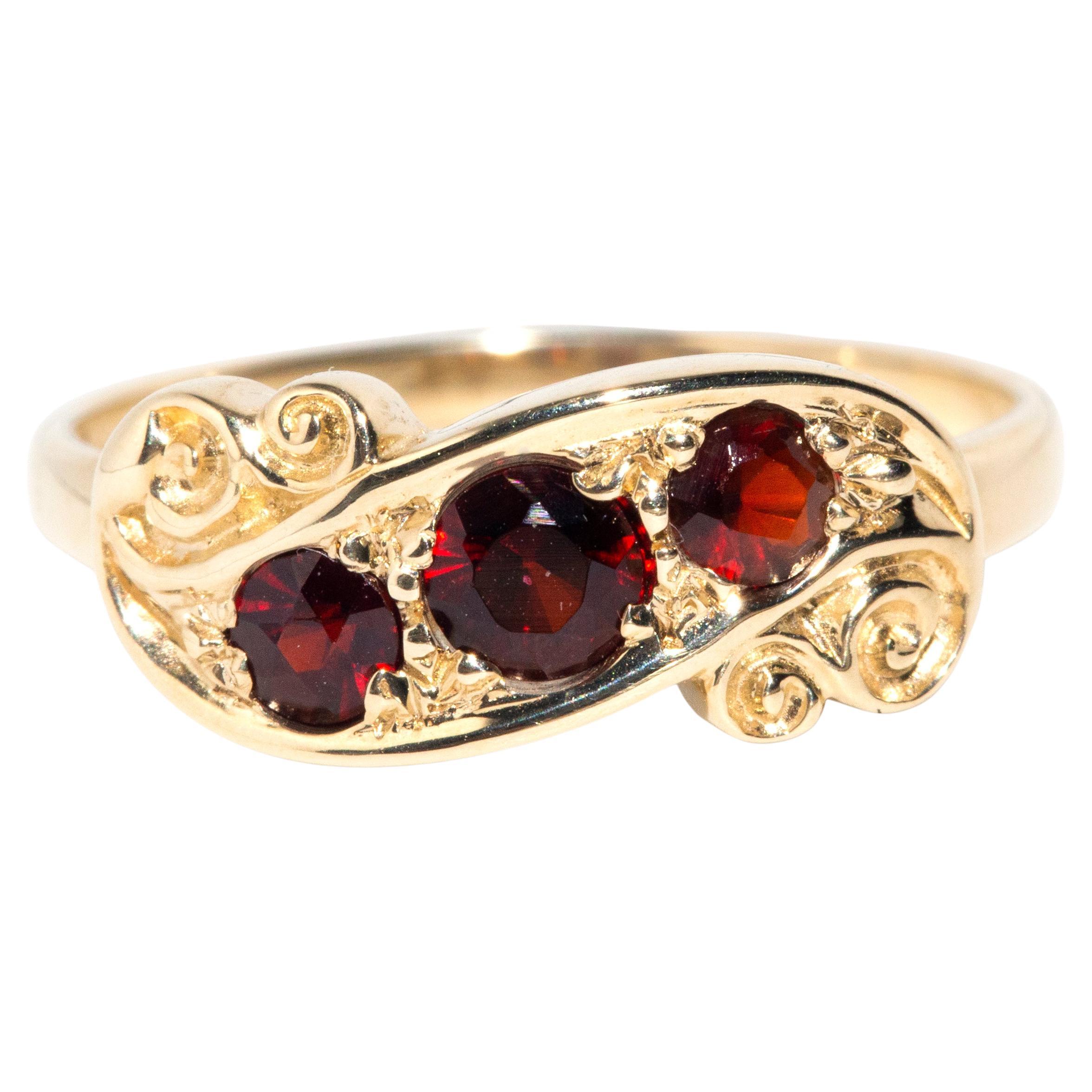 Vintage Yellow Gold Garnet Dangle Ring For Sale at 1stDibs