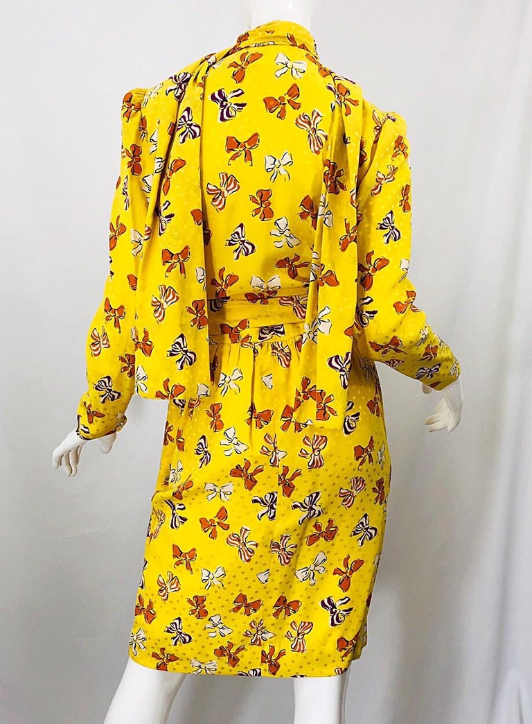 Yves Saint Laurent SS 1987 Runway YSL Yellow Bow Print Silk Blouse ...