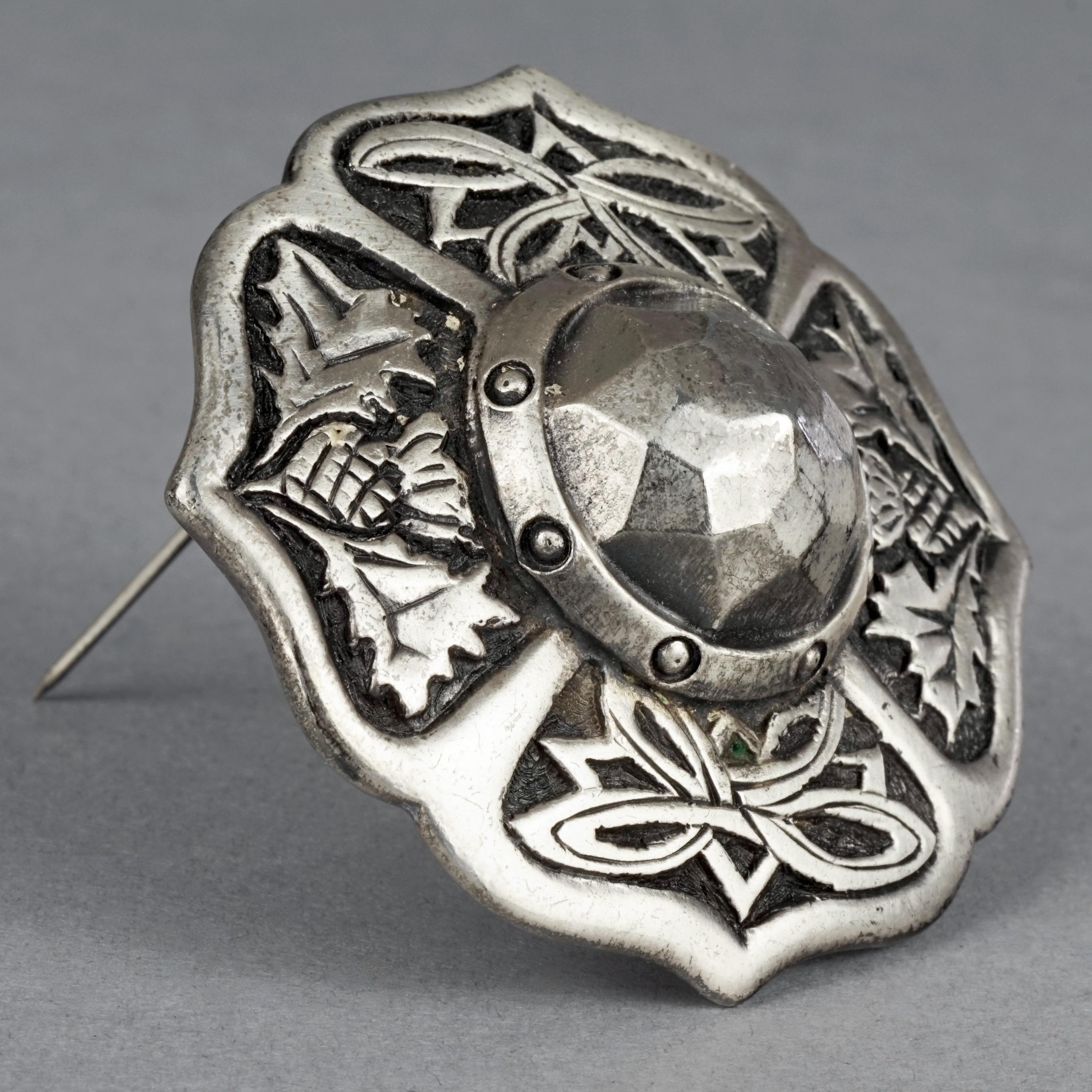 Vintage YVES SAINT LAURENT Ysl Engrave Pineapple Flower Pendant Brooch ...