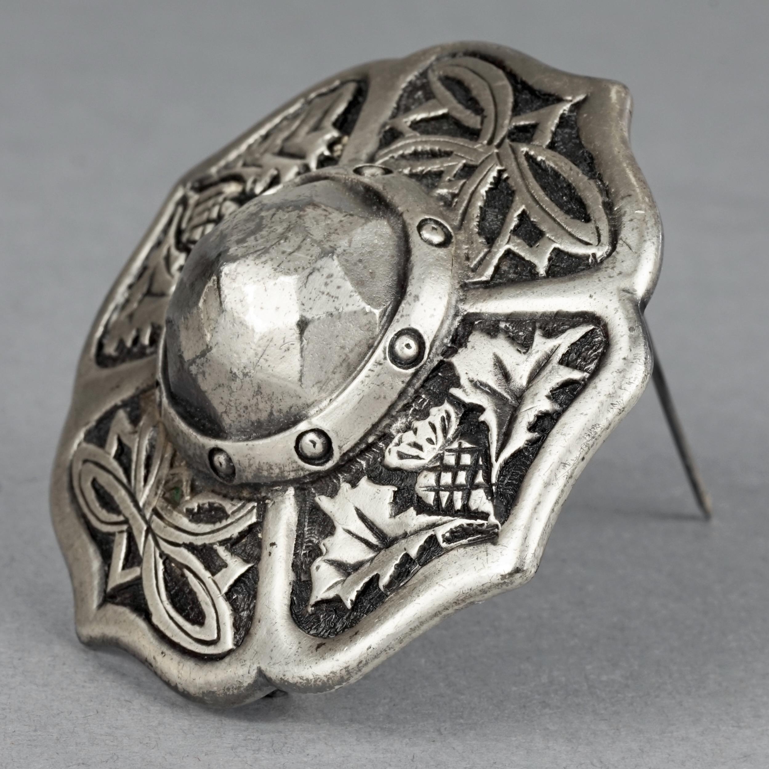 Vintage YVES SAINT LAURENT Ysl Engrave Pineapple Flower Pendant Brooch ...