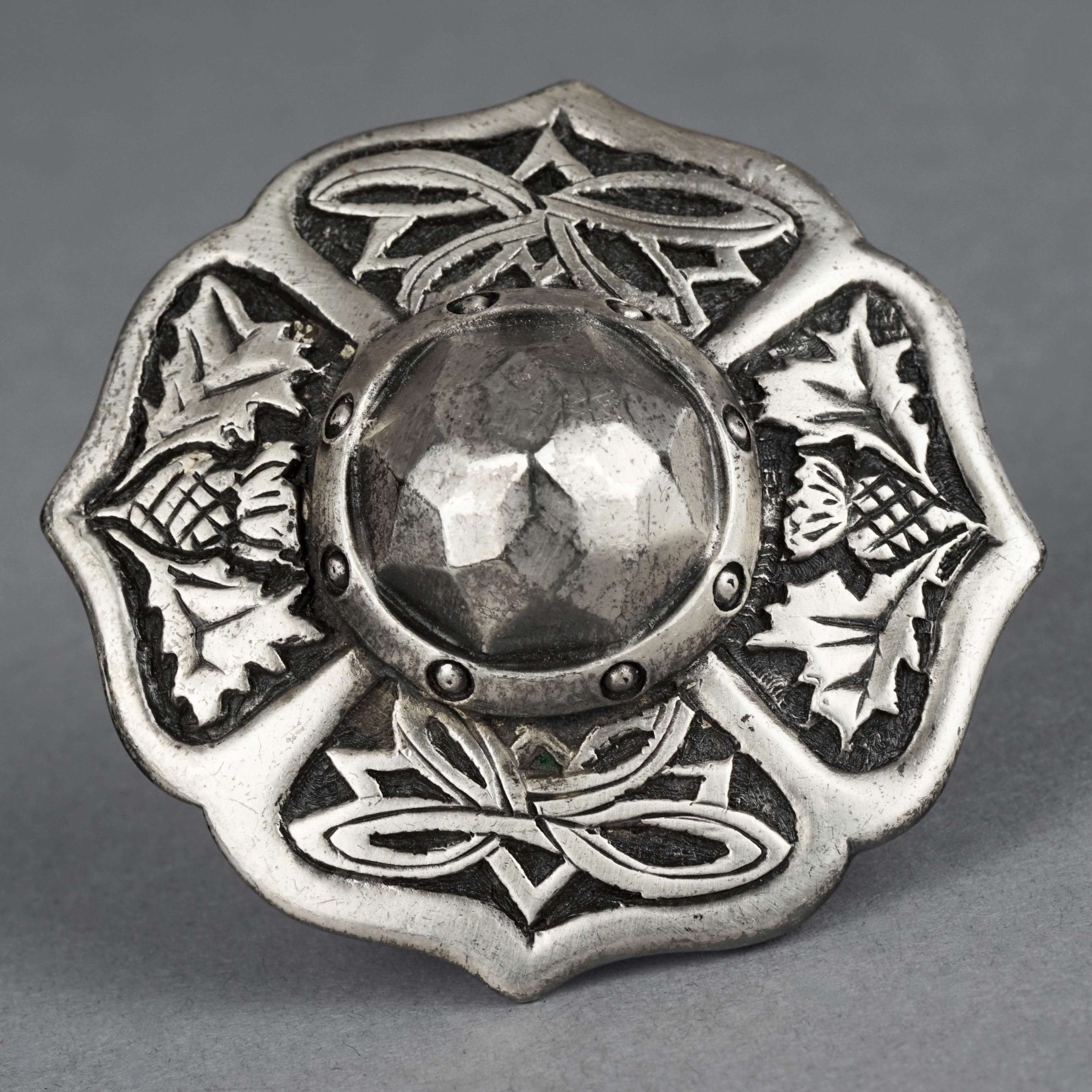 Vintage YVES SAINT LAURENT Ysl Engrave Pineapple Flower Pendant Brooch ...