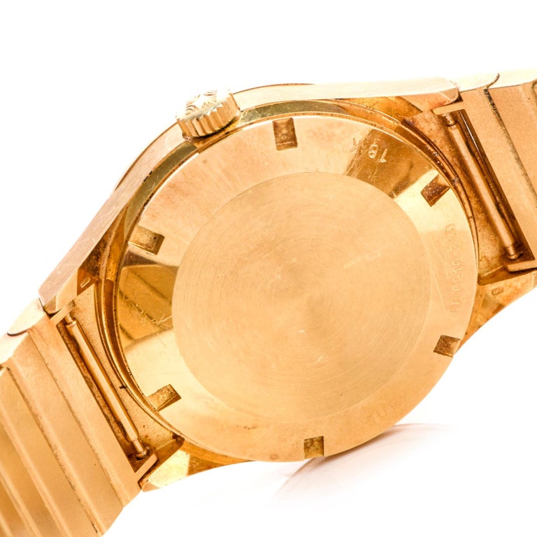 Vintage Zenith Defy Surf 18 Karat Gold Deluxe Automatic Watch For Sale ...